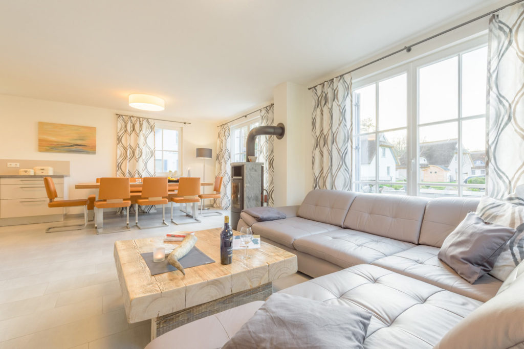 Ferienhaus mit Pool Rügen ★ Sauna & Luxus in Glowe